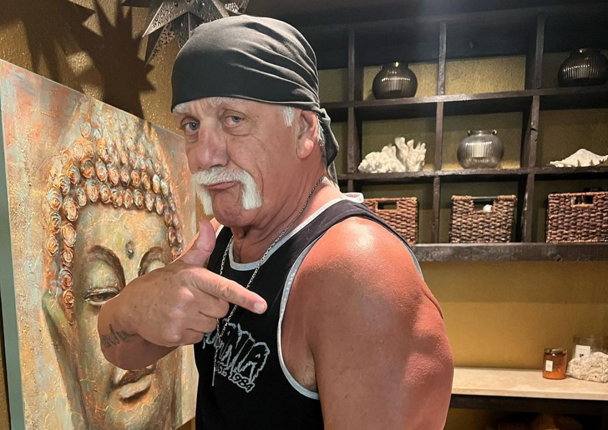 Hulk Hogan rescues teenage girl from crashed car using ballpoint pen, Entertainment News - AsiaOne